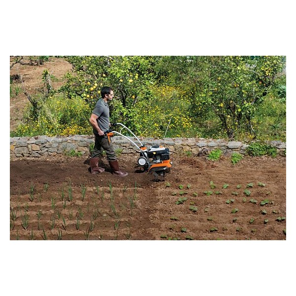Motocultorul Stihl MH 685